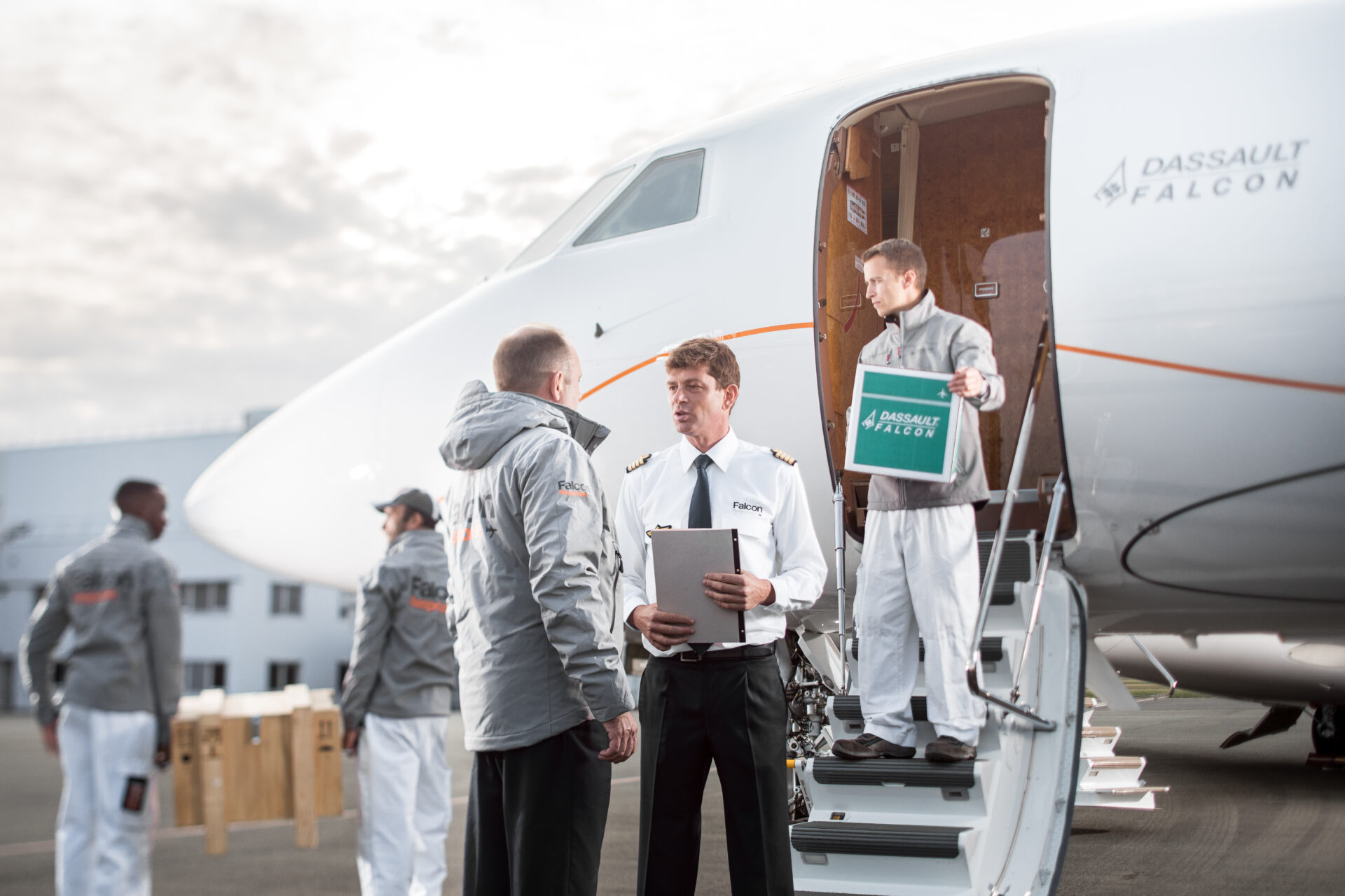 Dassault to Provide Special Event Support Again in 2018 - Dassault Falcon