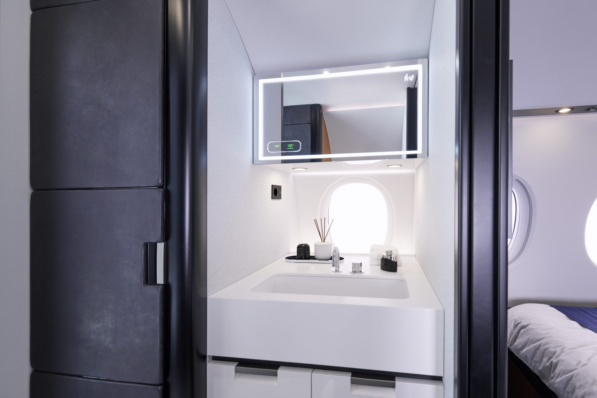 Falcon 10X Interior Receives Another Prestigious Product Design Award ...
