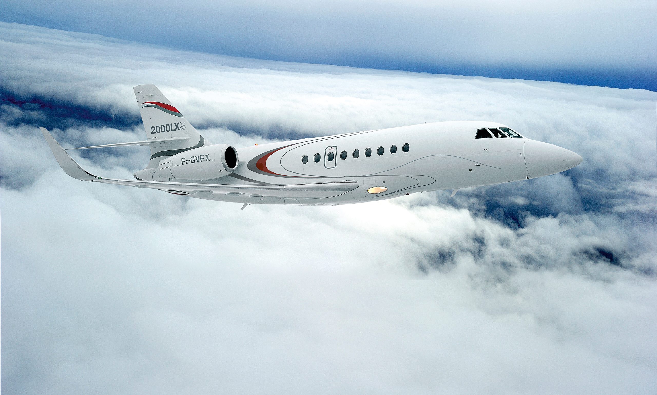 The 4,000 nm Falcon 2000LXS #206 - Dassault Falcon