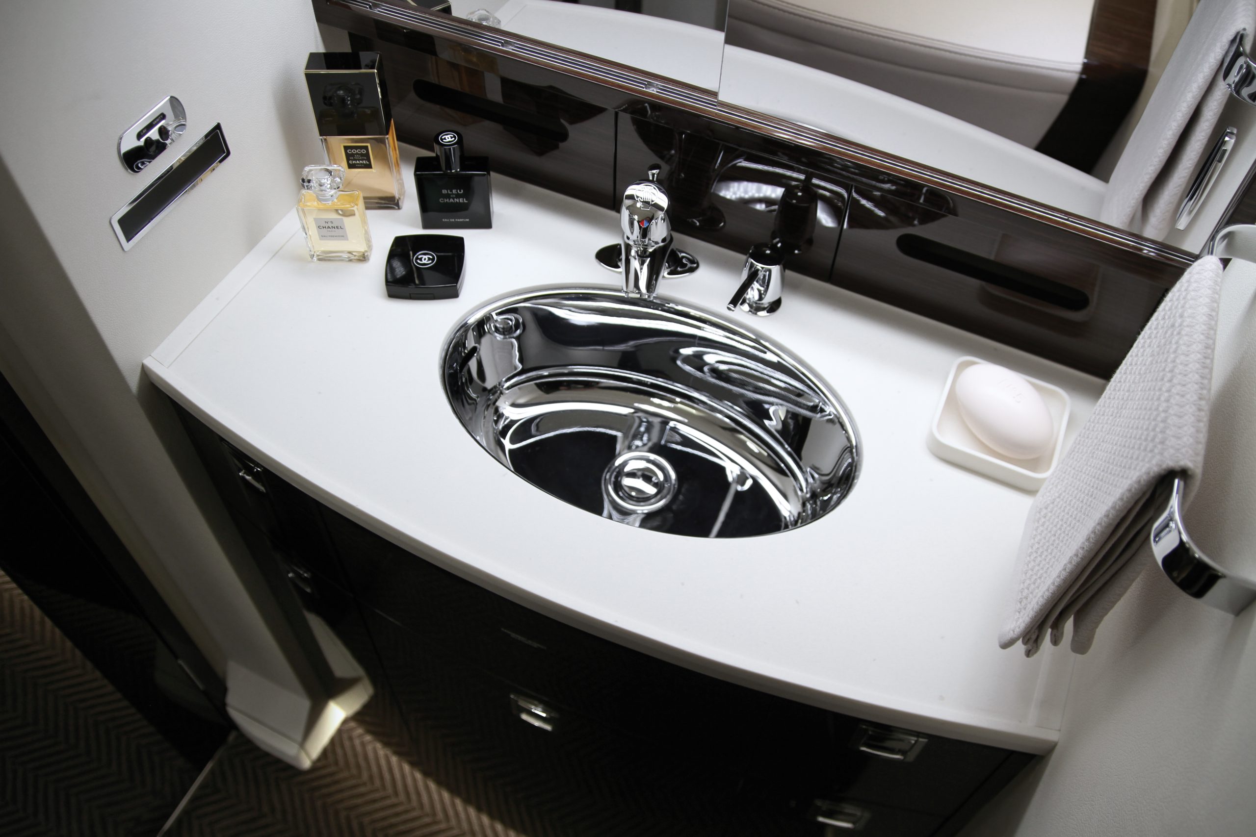 Falcon 2000LXS cabin #515 - Dassault Falcon