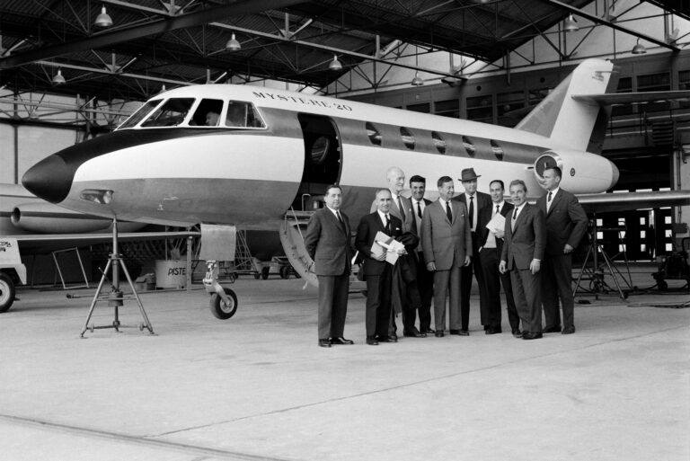 About us - Dassault Falcon