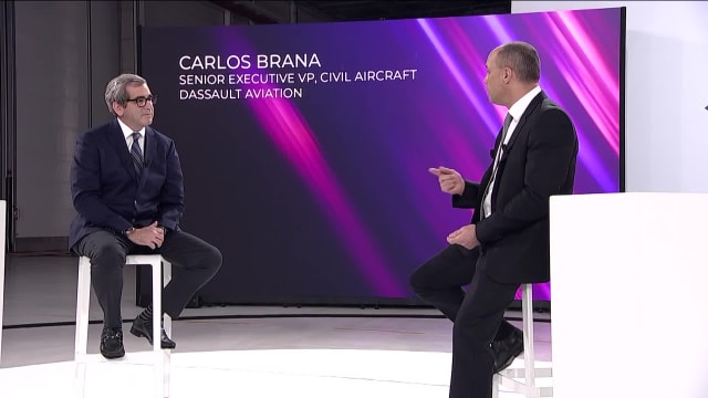 Falcon 6X premiere (full rollout) - Dassault Falcon