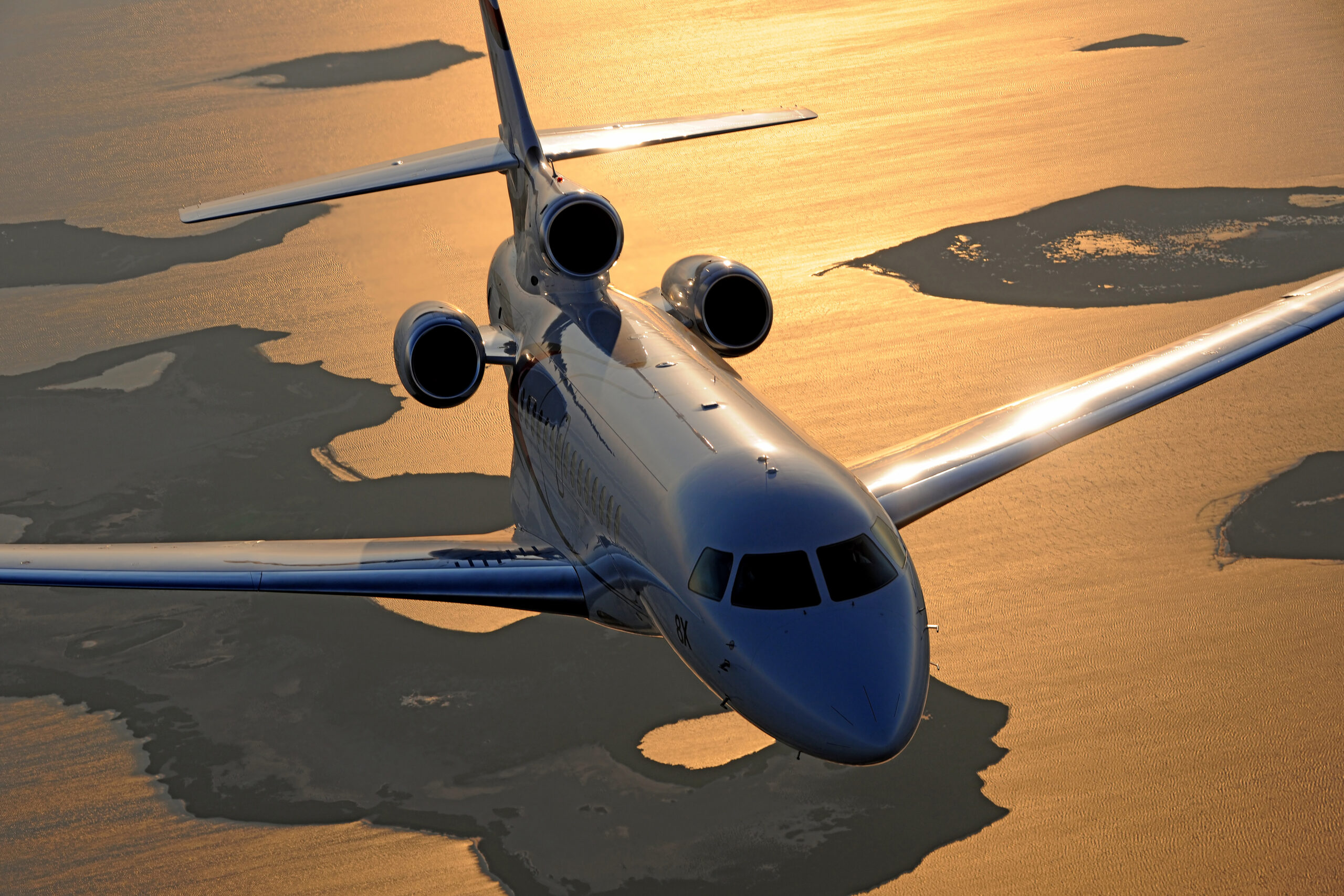 The 6,450 nm Falcon 8X #204 - Dassault Falcon