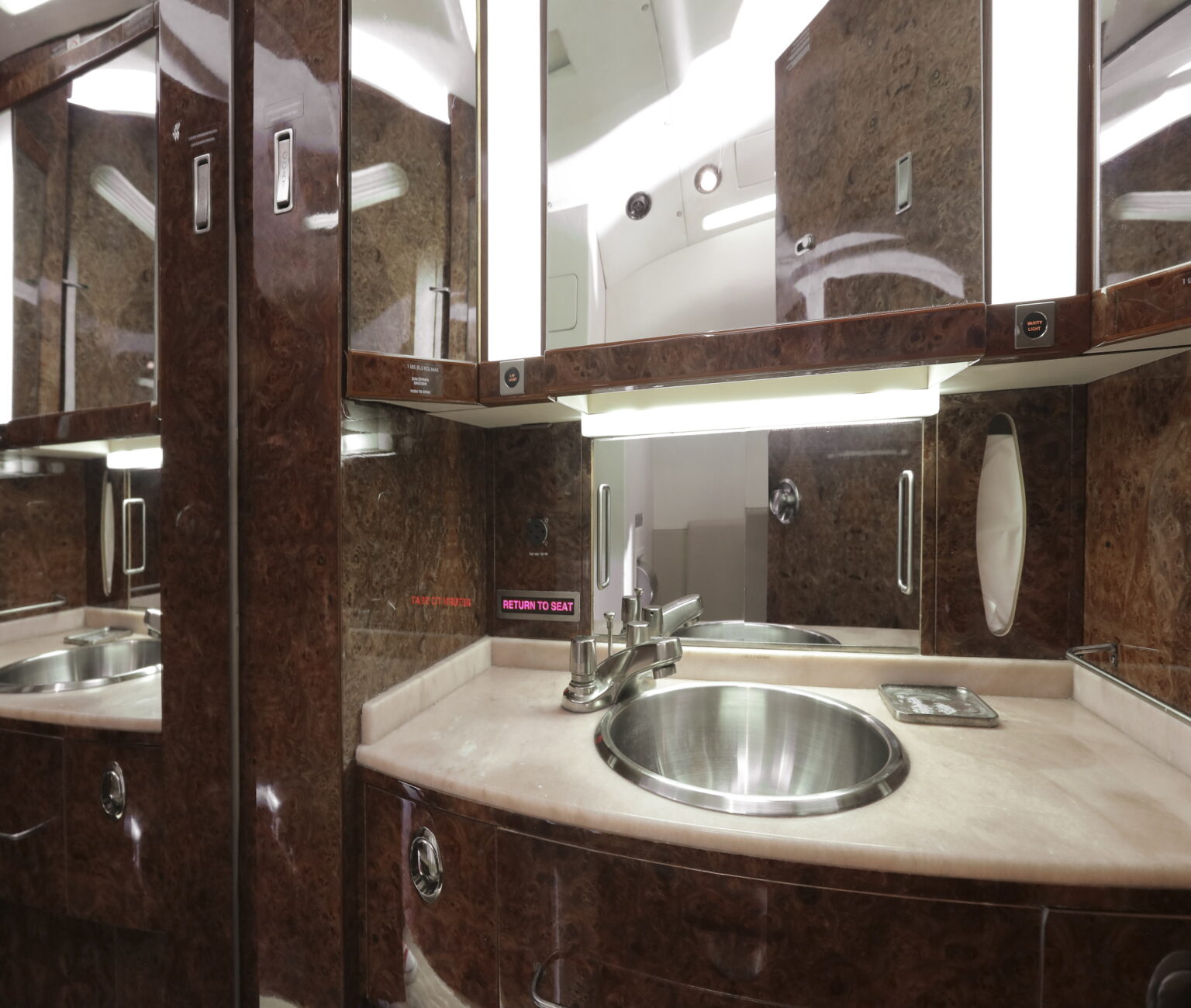Pre-owned - Dassault Falcon