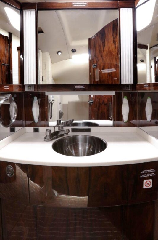 Pre-owned - Dassault Falcon