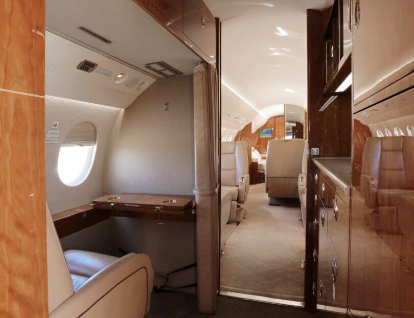 Pre-owned - Dassault Falcon