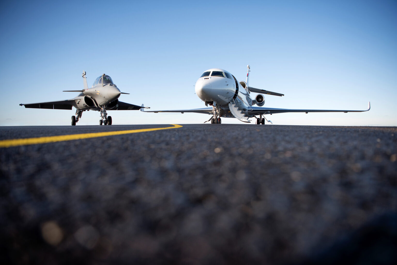 Digital Flight Control System (DFCS) - Dassault Falcon