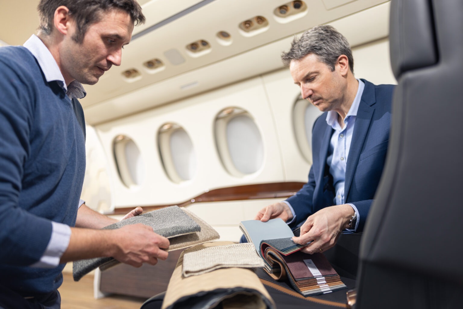 Falcon Customer Service - Dassault Falcon