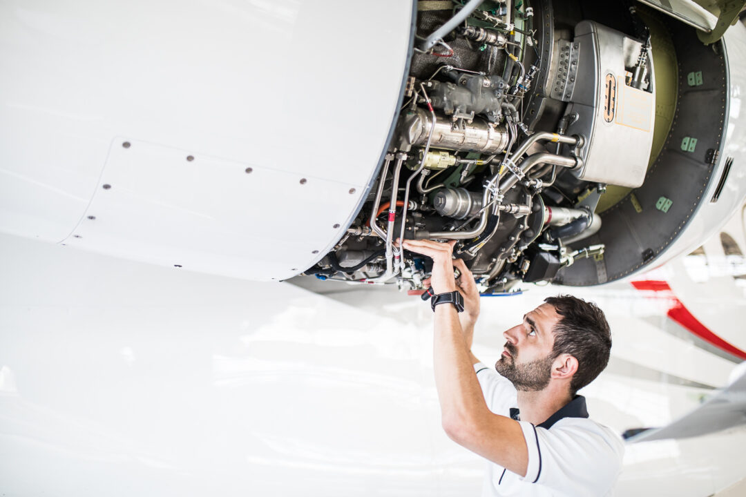 Falcon Customer Service - Dassault Falcon