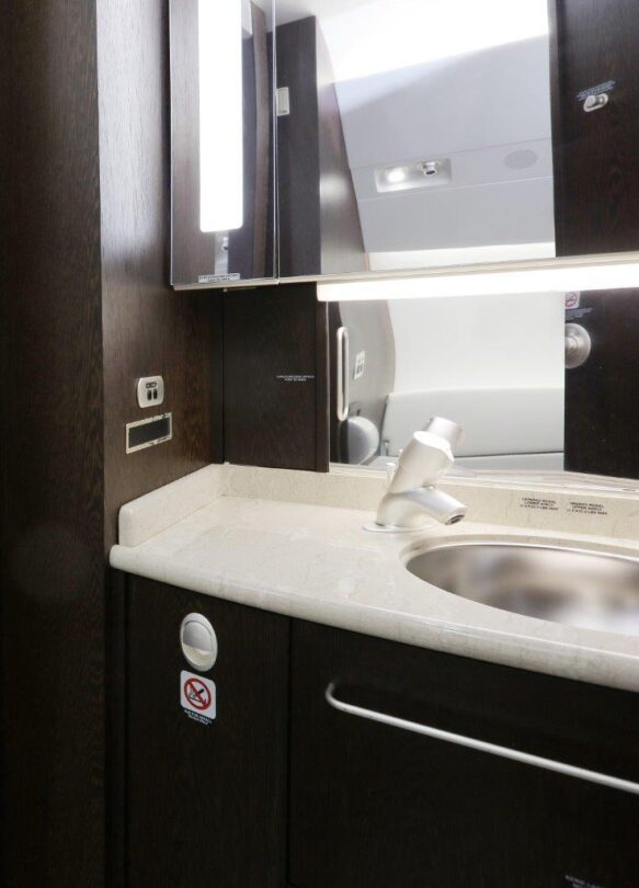 Pre-owned - Dassault Falcon